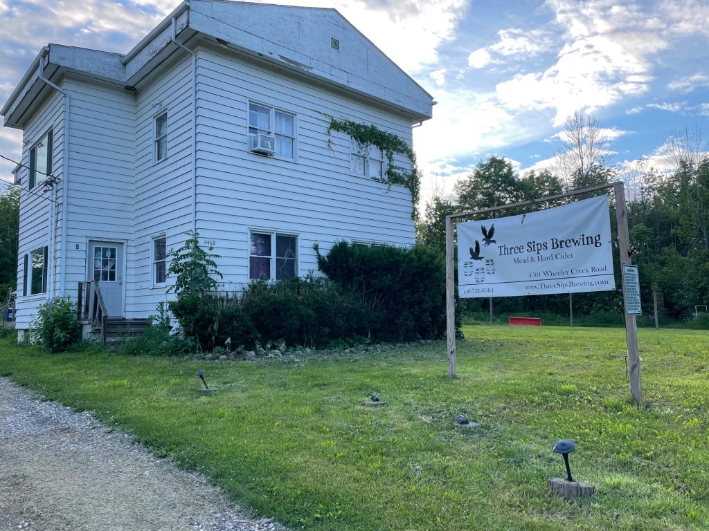 Plan Your Visit – Three Sips Brewing